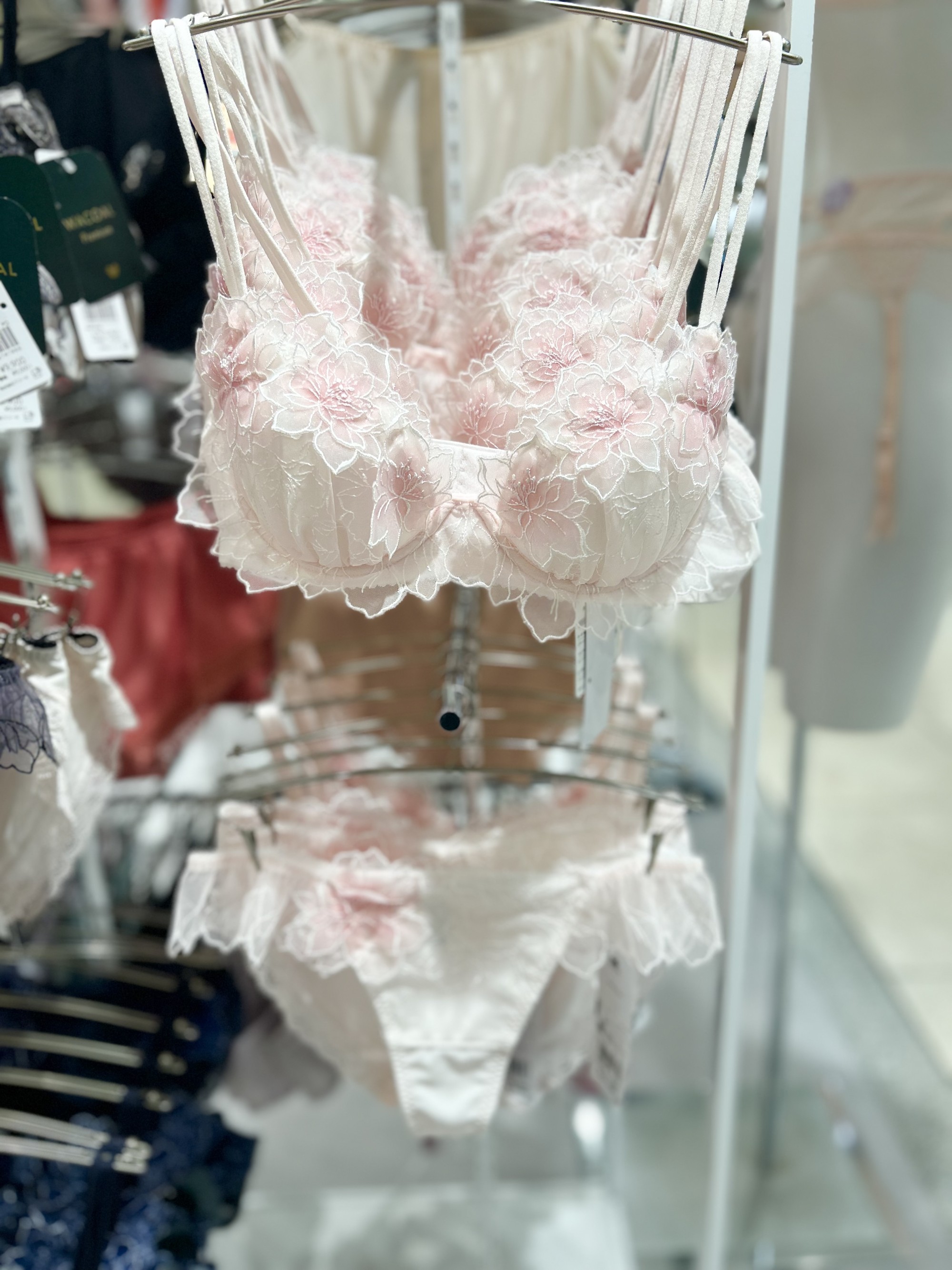 WACOAL premium | 京都ポルタ